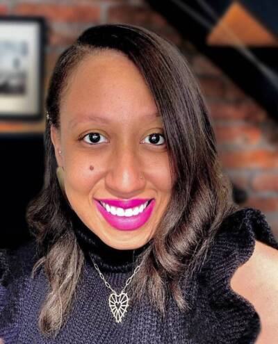 Lashell Johnson - Sarpy County Branch Office - NP Dodge Real Estate